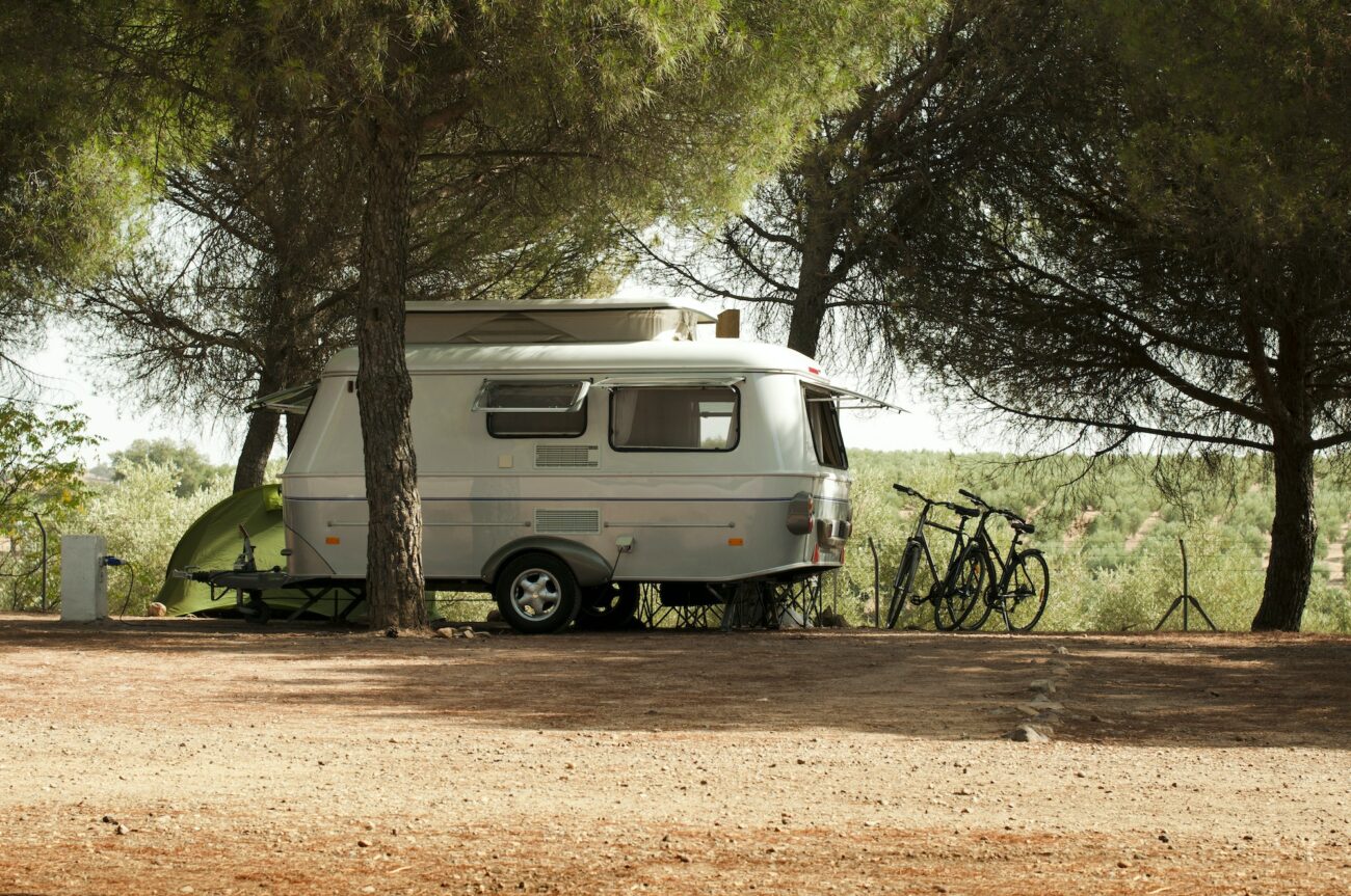 Caravan wall sealing