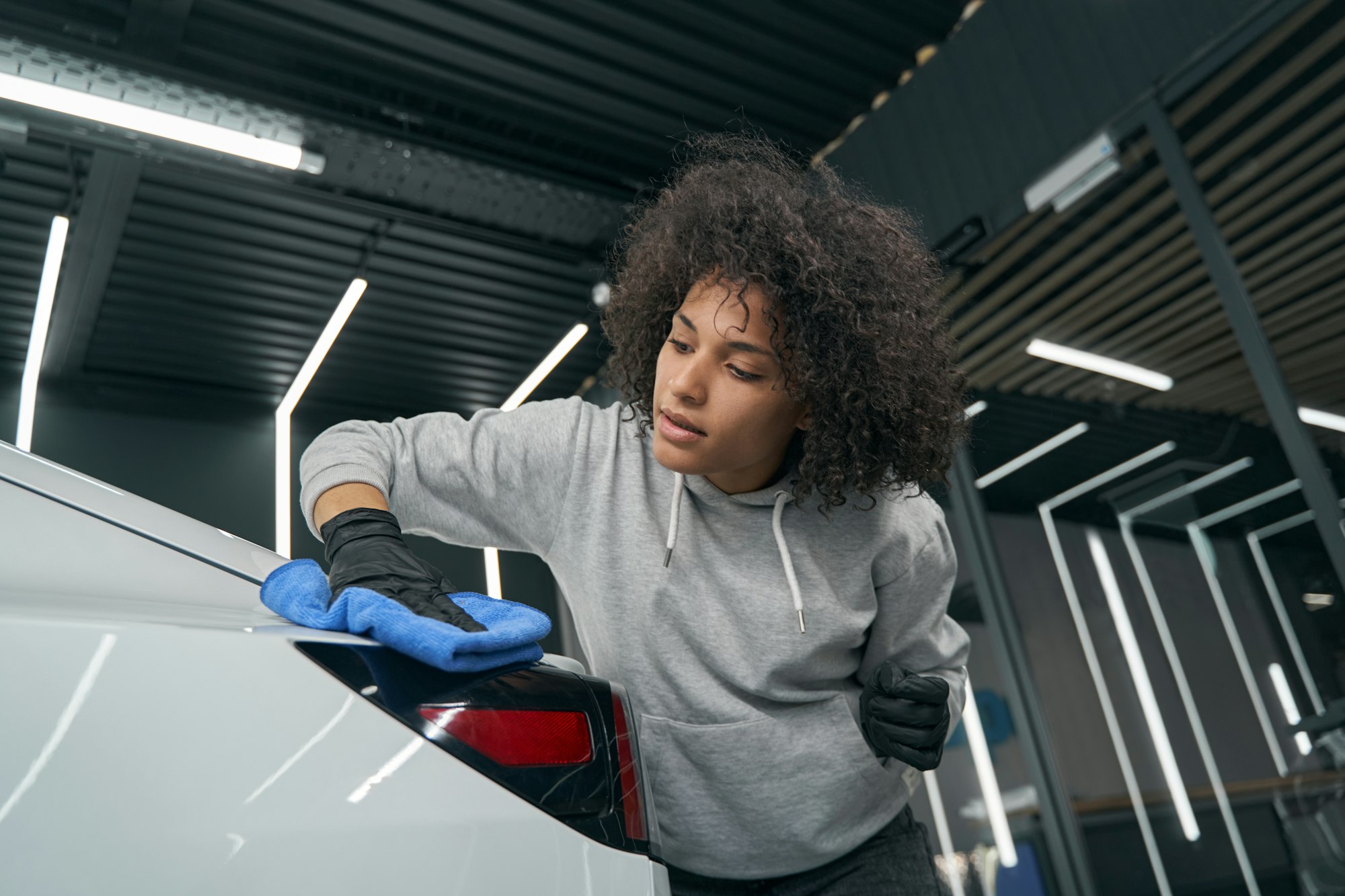 Die richtige Lackpflege für Auto & Lack - Autolack richtig pflegen